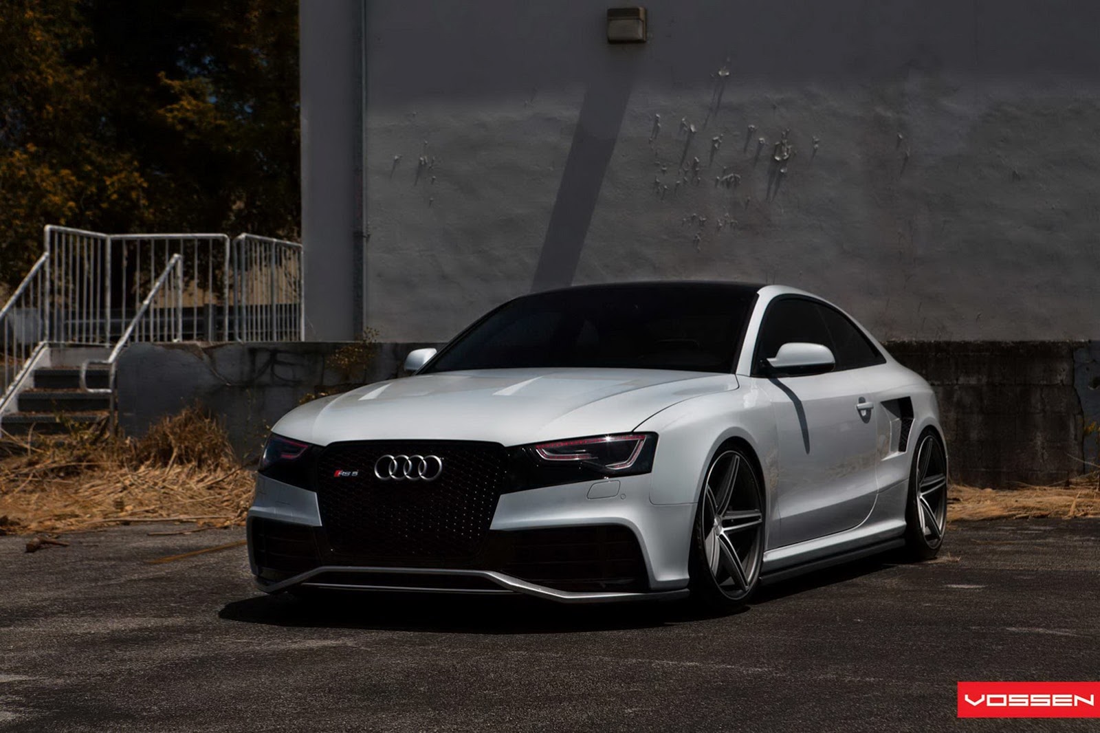 OSS Designs и тюнинг-ателье Vossen превратили Audi RS5 в "обозленного ...